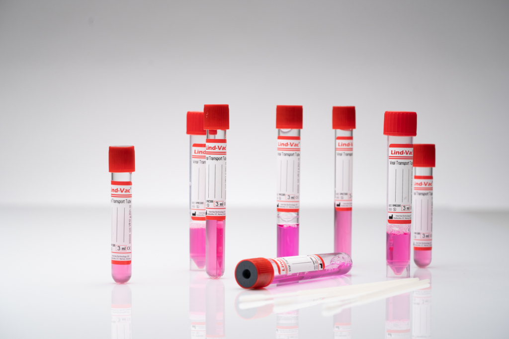 Viral transport tube with non-inactivated transport medium ...